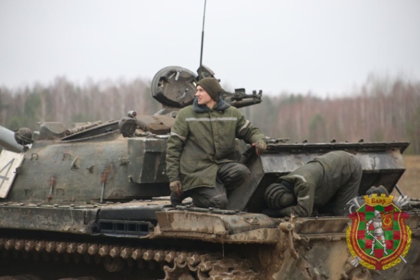 Занятие по вождению боевых машин — ВАЯР